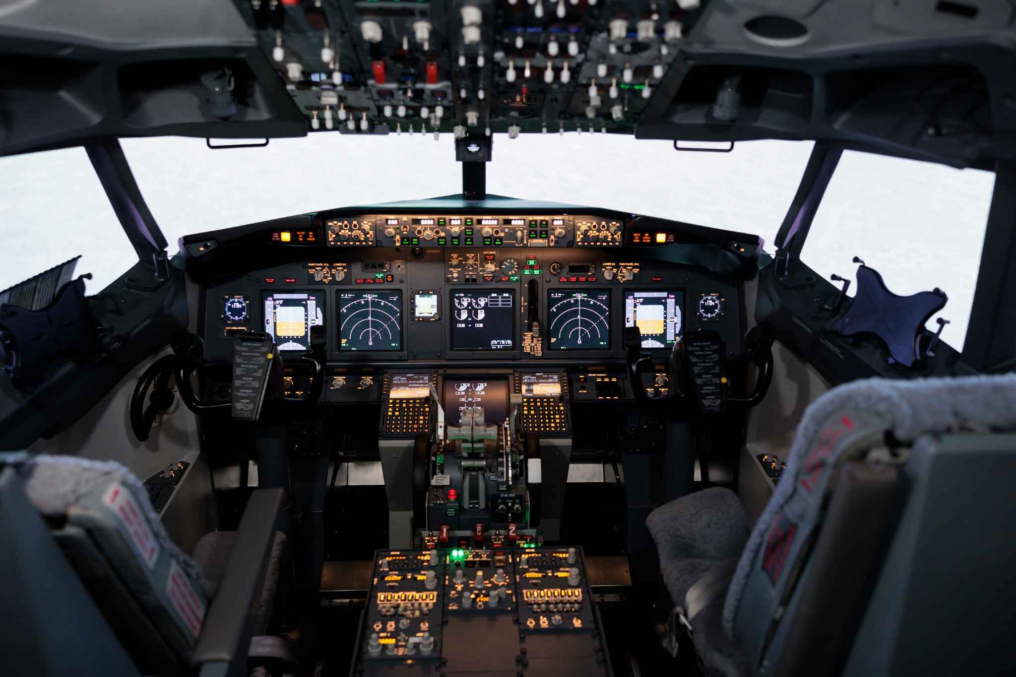 Automation in Aviation: Key Advantages & Safety Challenges